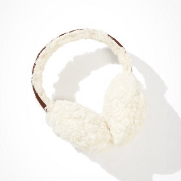 American Eagle Outfitters | Accessories | Ae Shearling Ear Muffs | Poshmark